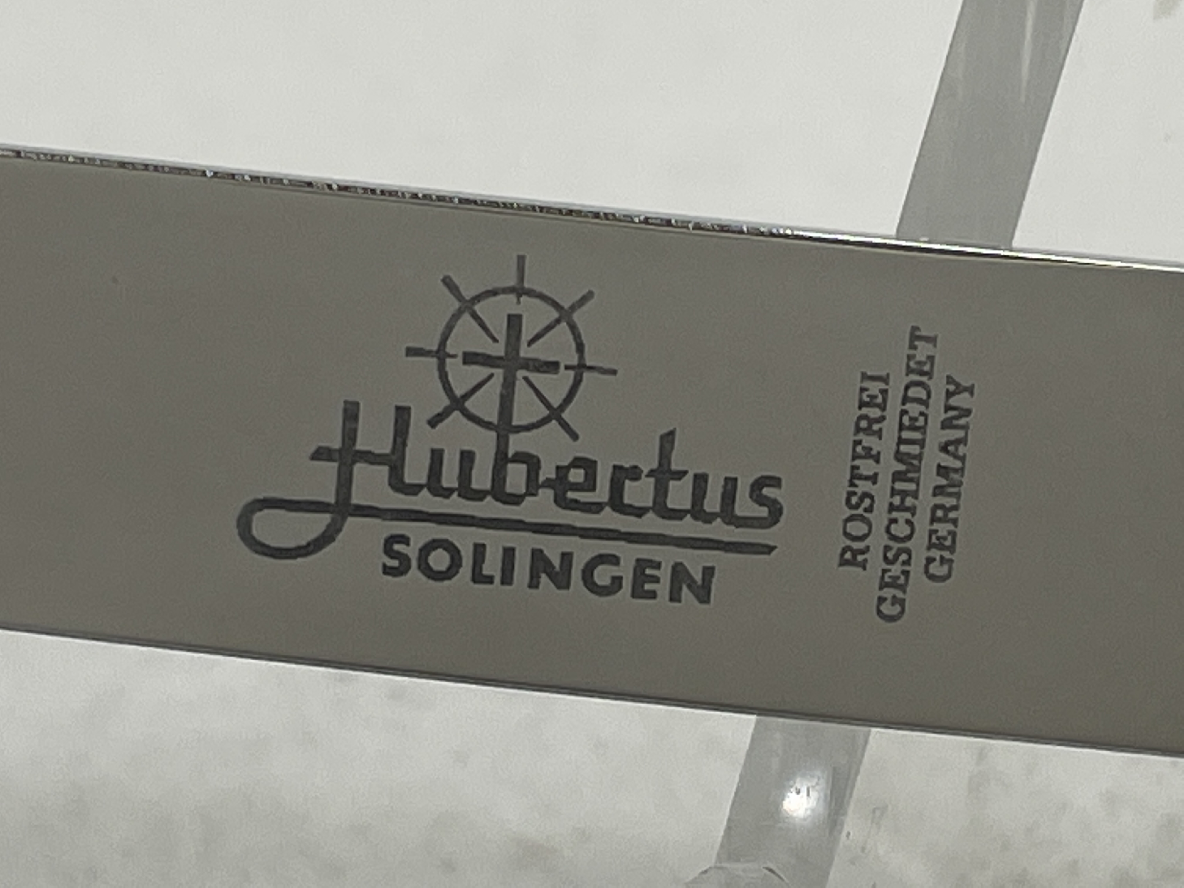 HUBERTUS KNIVES Genuine Stag Drop Point Leverlock Automatic MINT