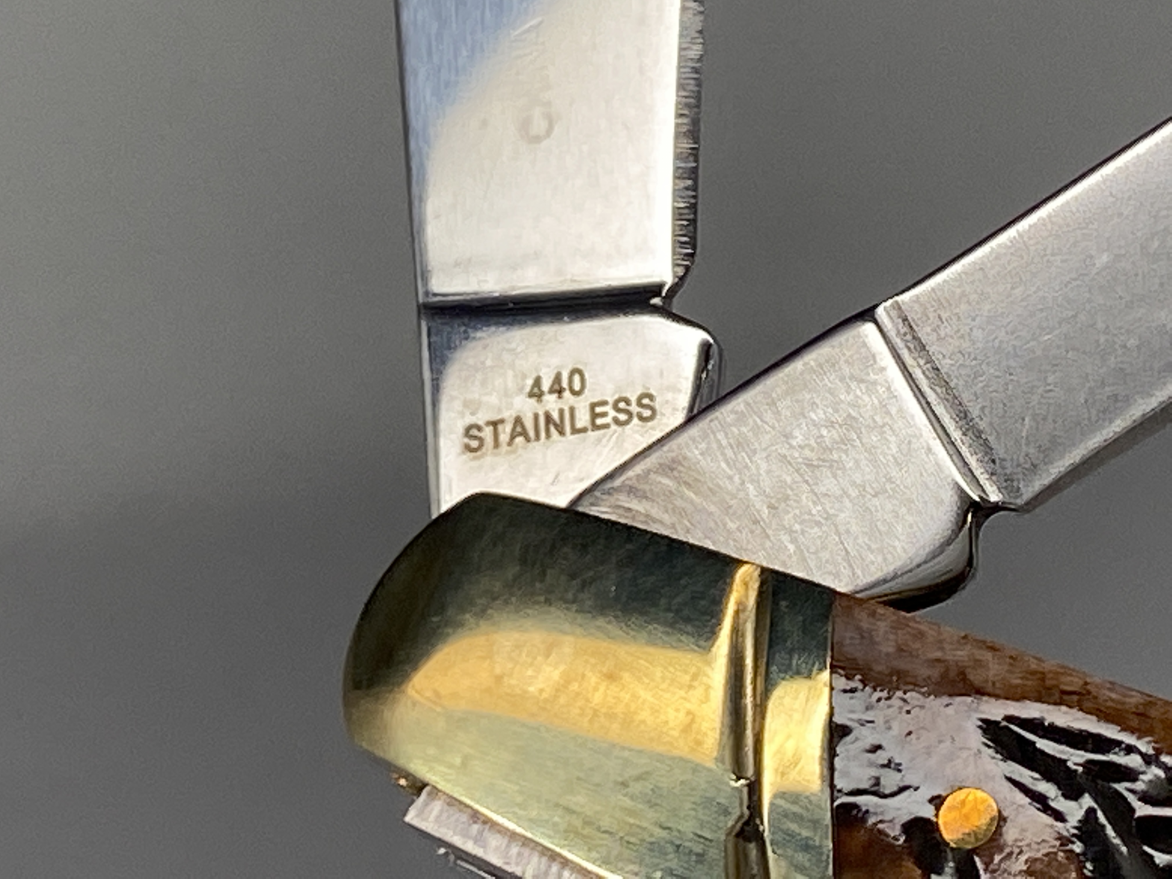 JOSEPH ROGERS & SONS China SS Jigged Bone Stockman Folder MINT