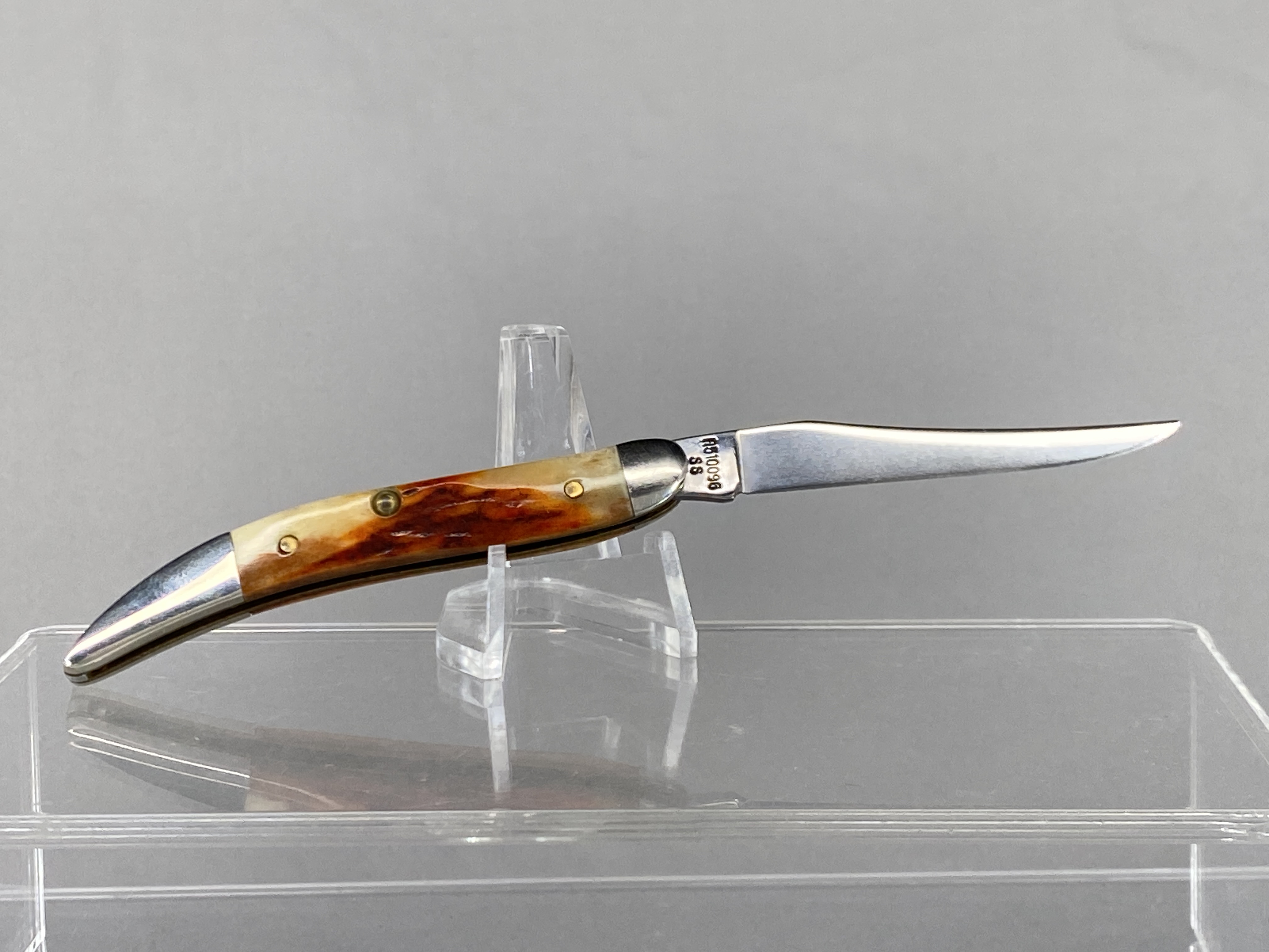 1996 CASE XX USA R510096 SS Red Stag Small Texas Toothpick MINT