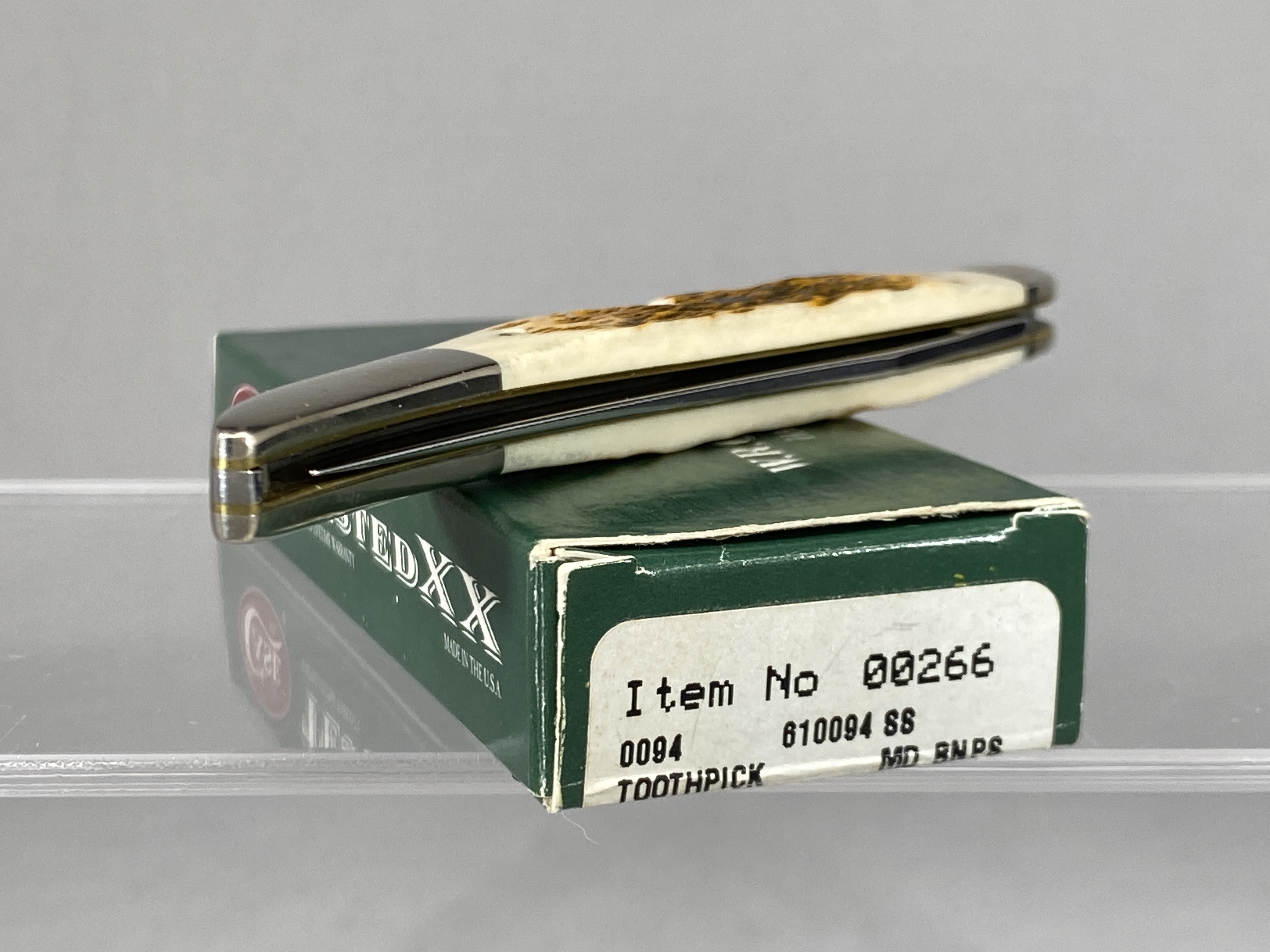 2001 CASE XX USA 610094 SS Burnt Amber Jigged Bone Toothpick MINT IN BOX