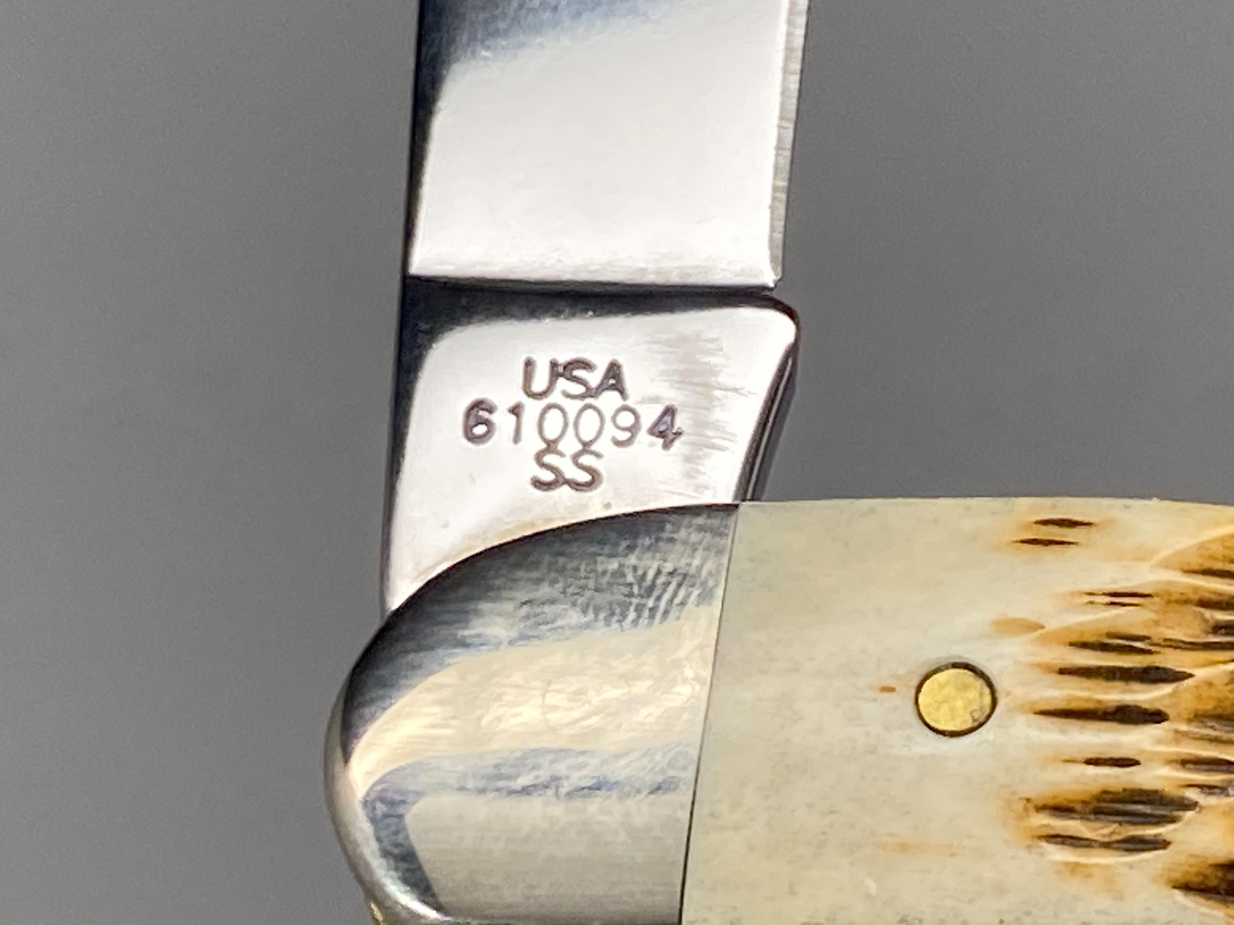 2001 CASE XX USA 610094 SS Burnt Amber Jigged Bone Toothpick MINT IN BOX