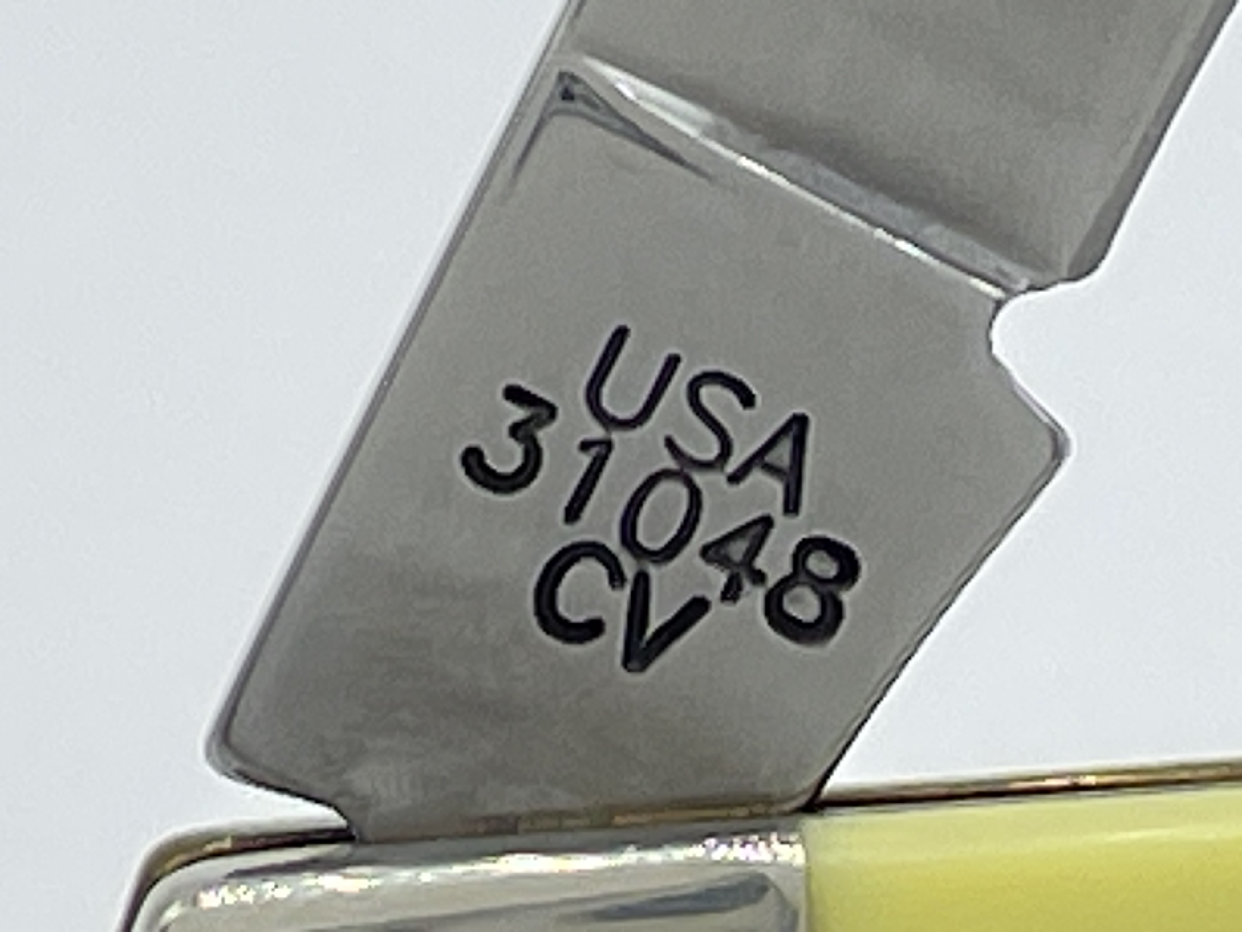2014 CASE XX 31048 CV Yellow Slim Line Trapper MINT
