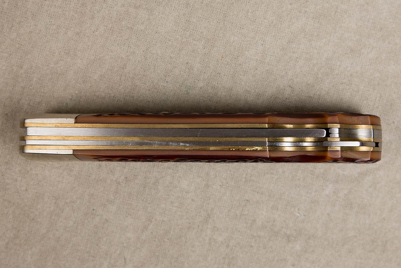 How much is REMINGTON UMC R3 Big Game Folding Lockback Knife with Gut ...