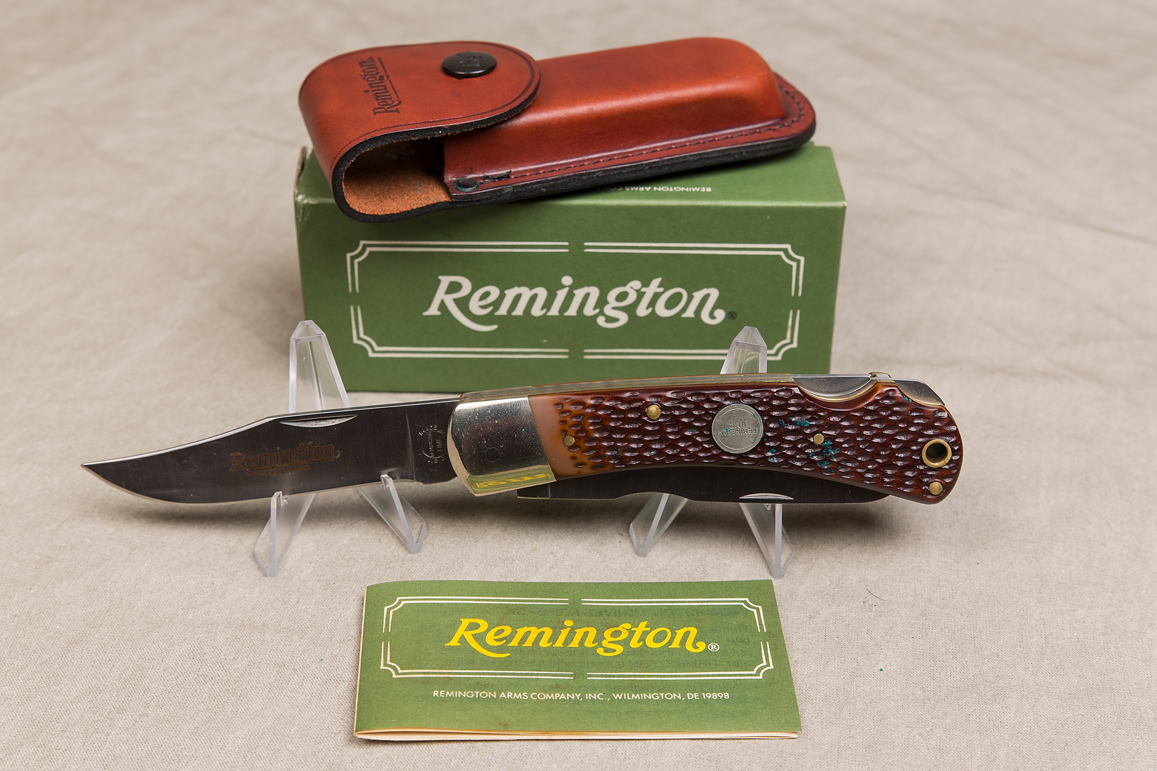 How much is REMINGTON UMC R3 Big Game Folding Lockback Knife with Gut ...