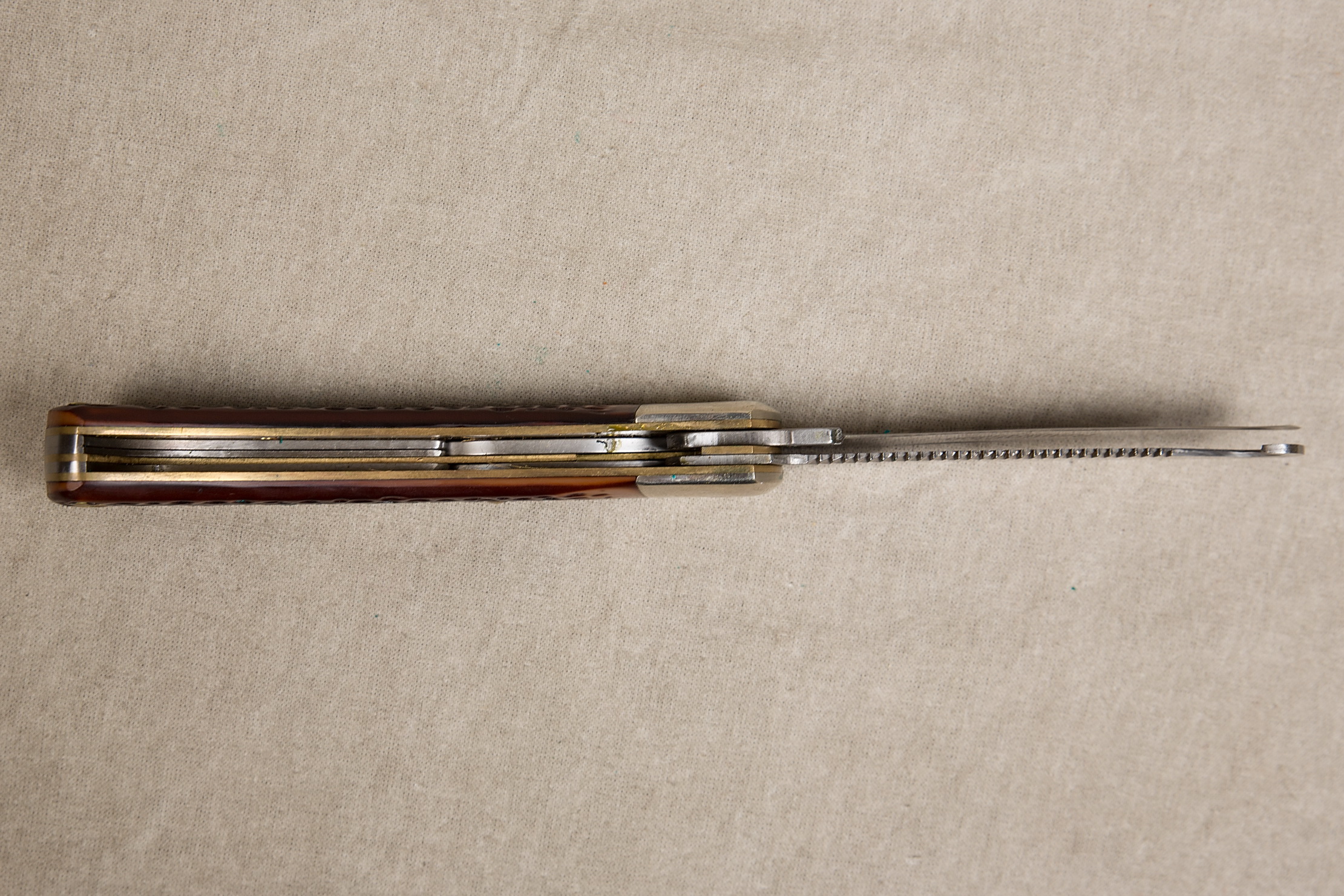 How much is REMINGTON UMC R3 Big Game Folding Lockback Knife with Gut ...