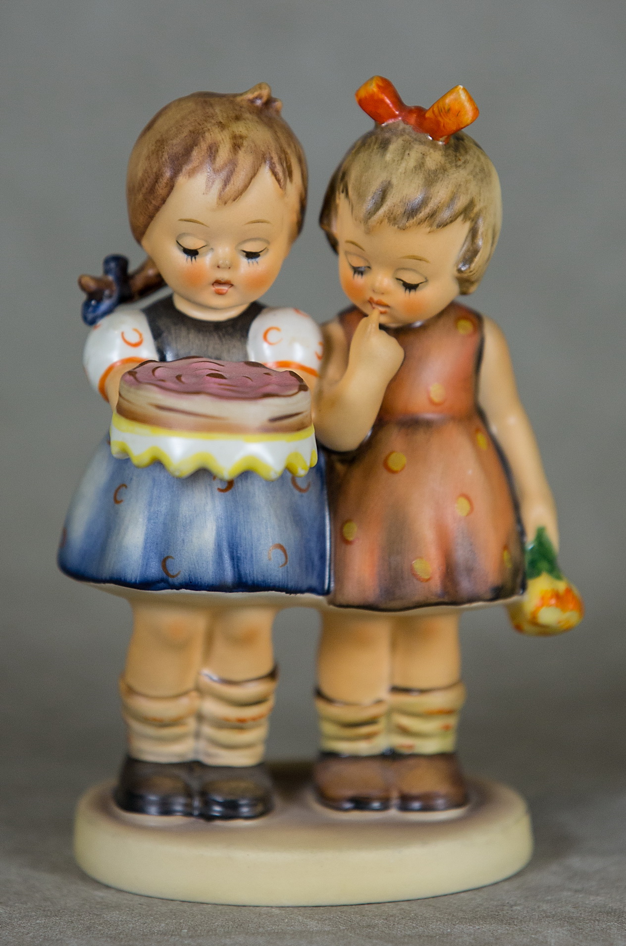 How much is happy birthday 5 Hummel 176/0 TMK 5 worth? | iGuide.net ...