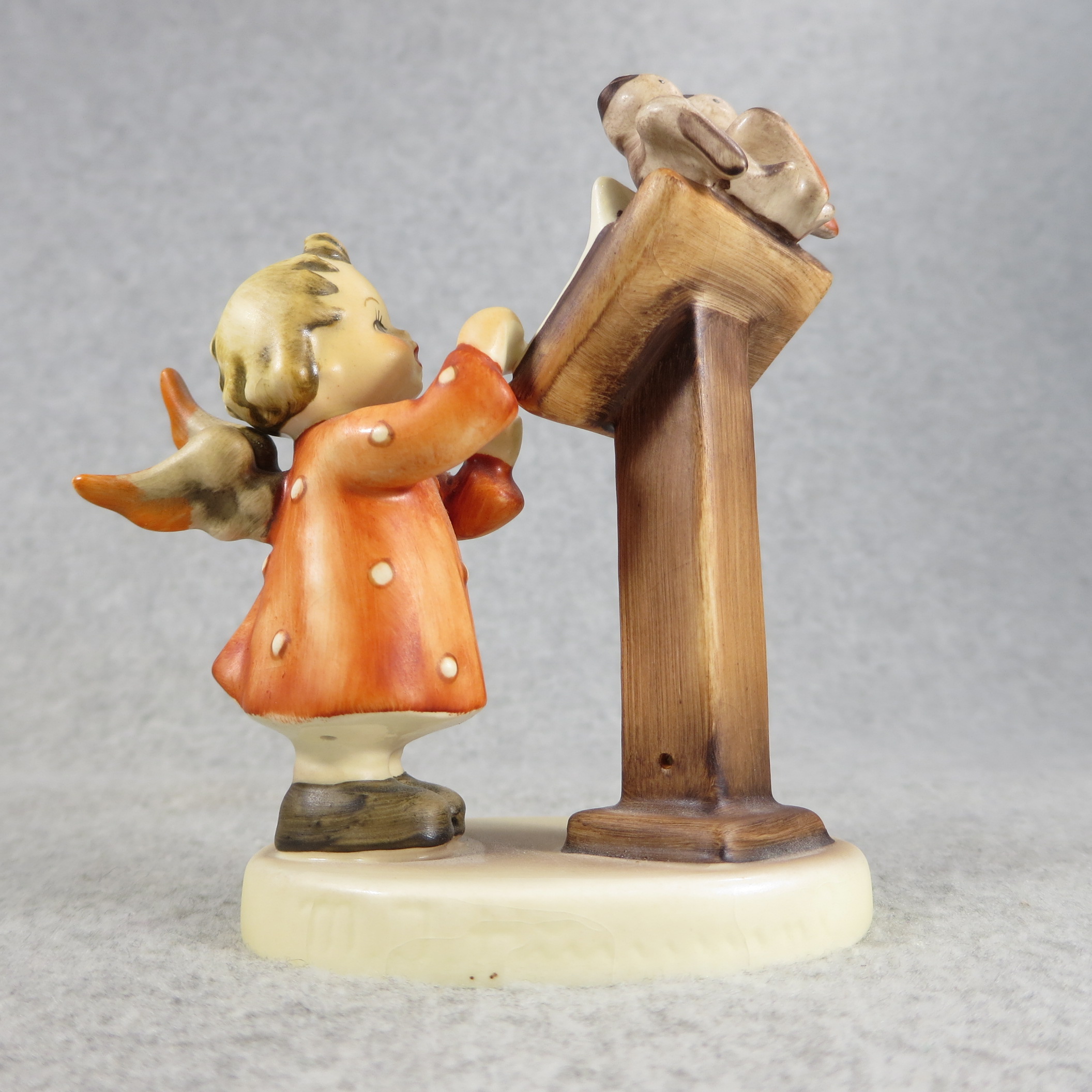 How much is BIRD DUET Figurine (Hummel 169, TMK) worth? | iGuide.net ...