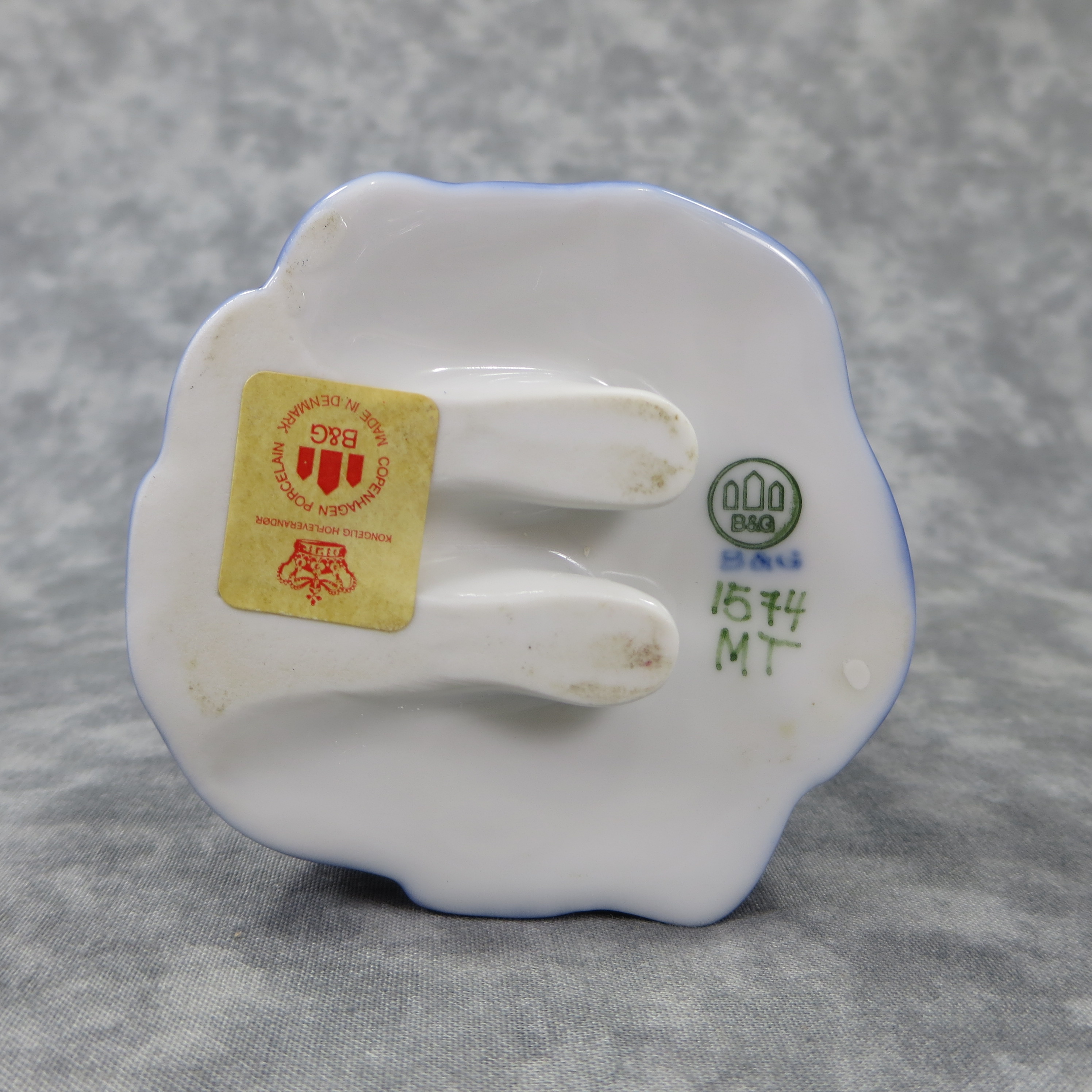 How much is ELSE Girl with Purse Porcelain Figurine (Bing and Grondahl ...