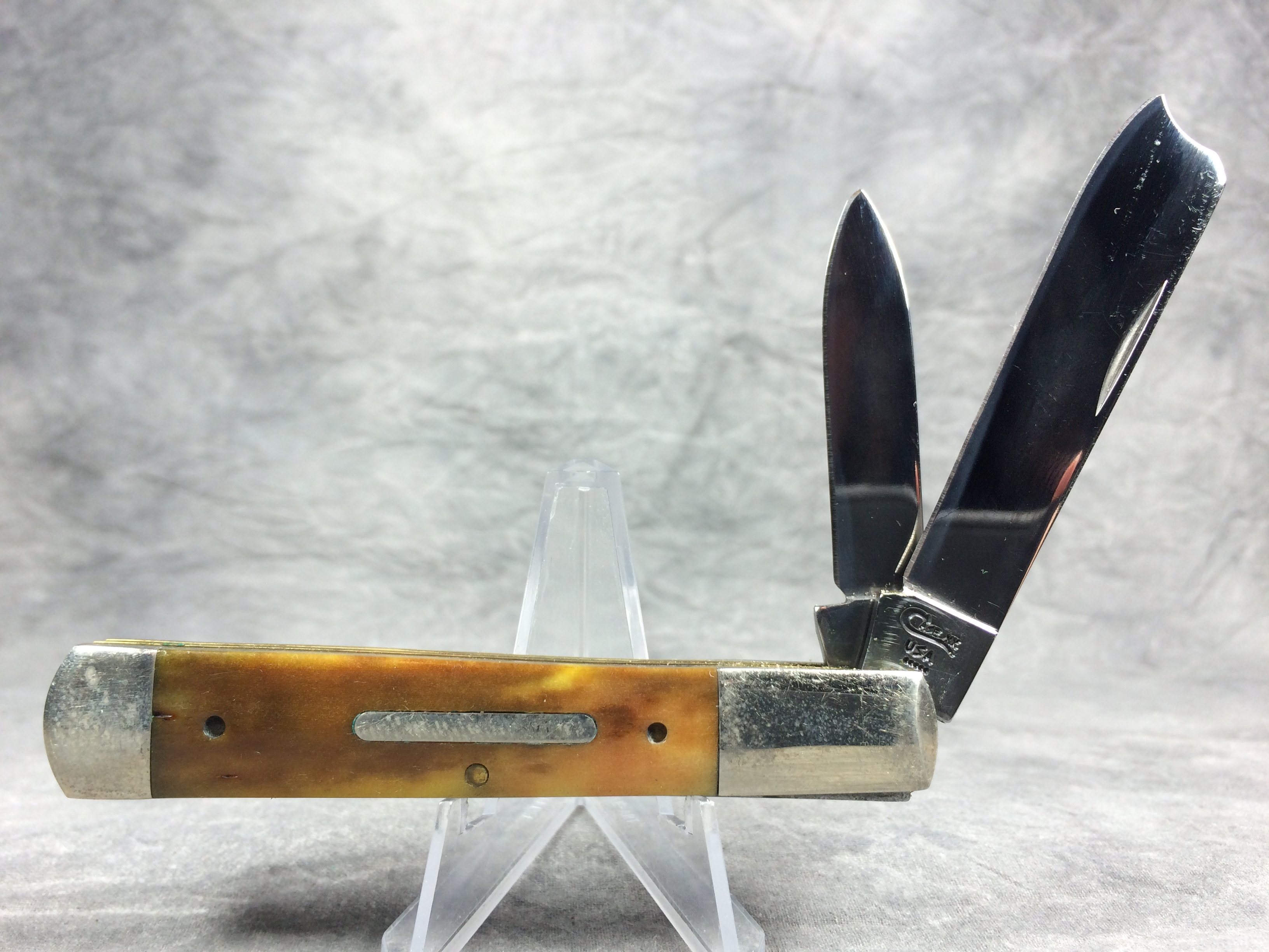 How much is 1995 CASE XX USA 62005 RAZ SS Smooth Bone One Armed Man ...