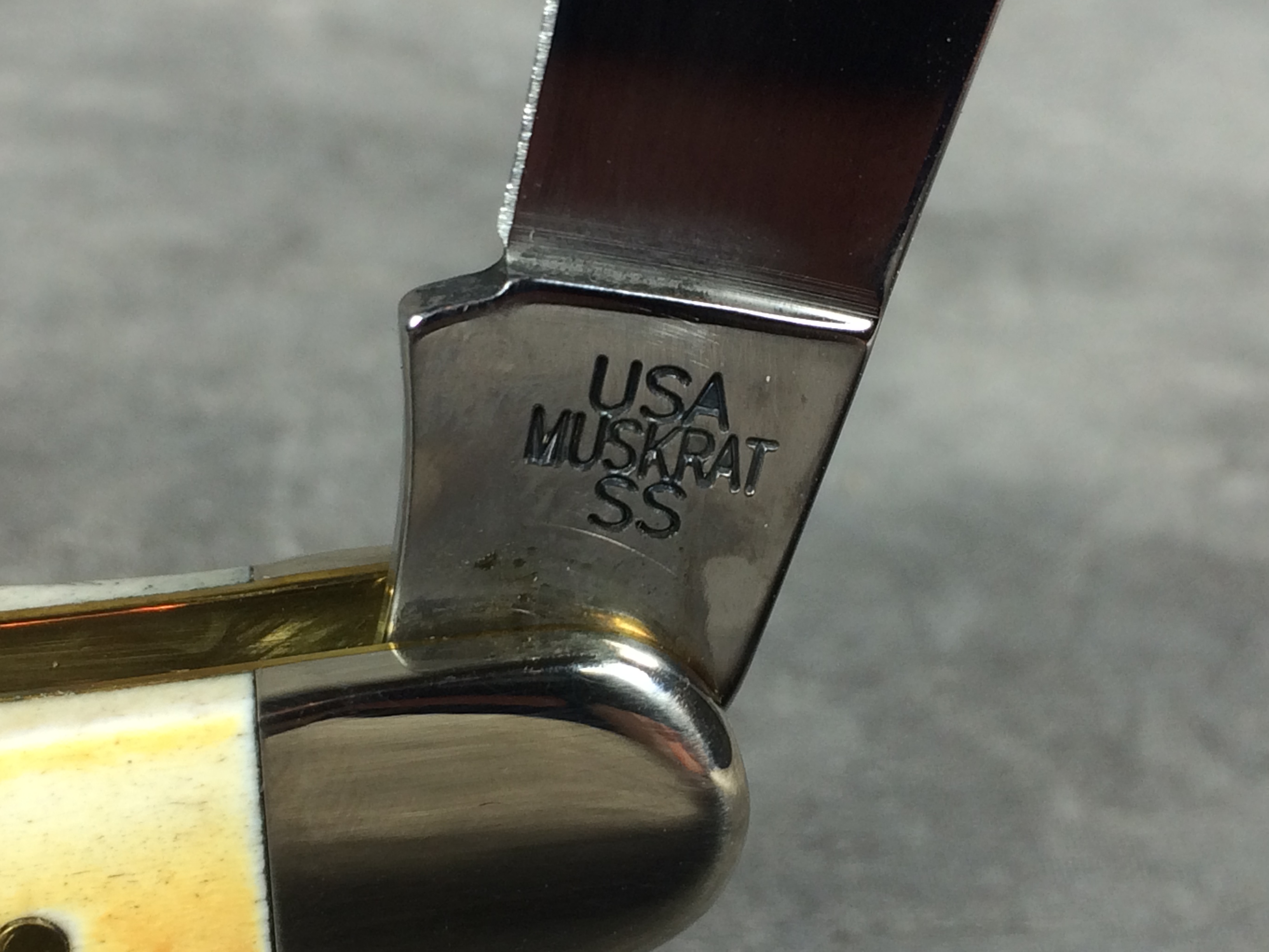 How much is 2013 CASE XX MUSKRAT SS Stag Muskrat worth? | iGuide.net ...