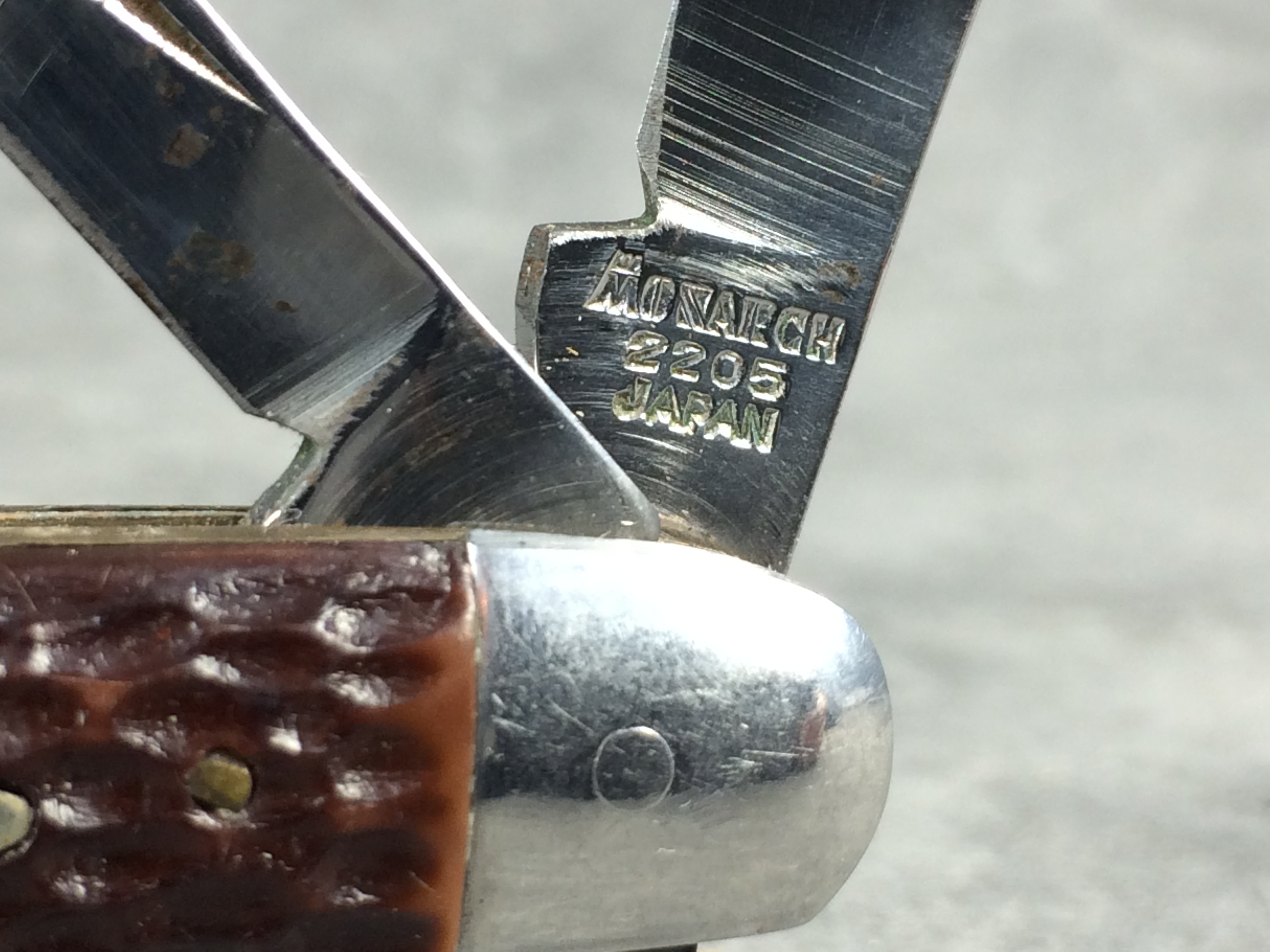 How much is MONARCH 2205 Brown Jigged 2-Blade Jack Knife worth ...