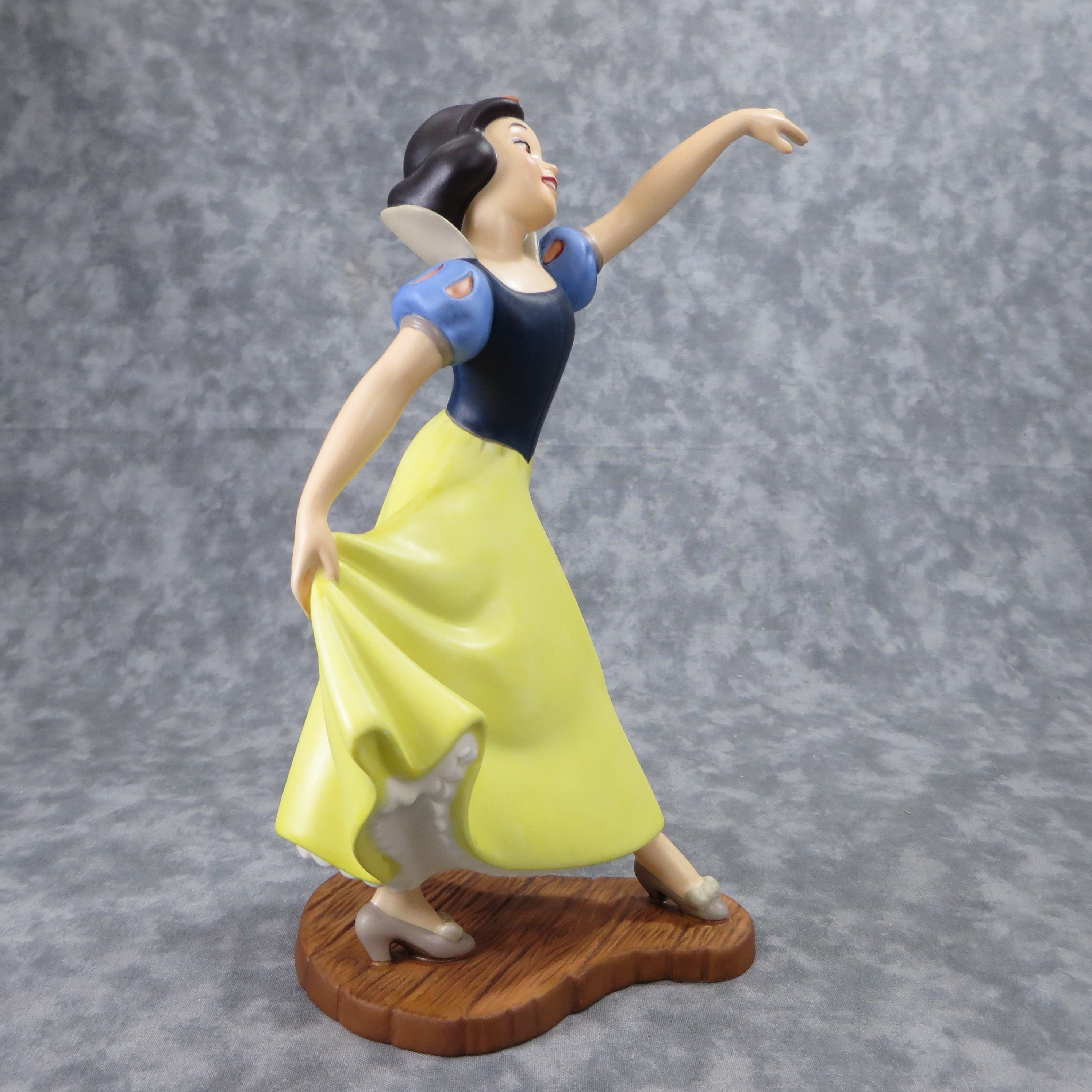 How much is SNOW WHITE The Fairest One of All 8-1/2 inch Disney ...