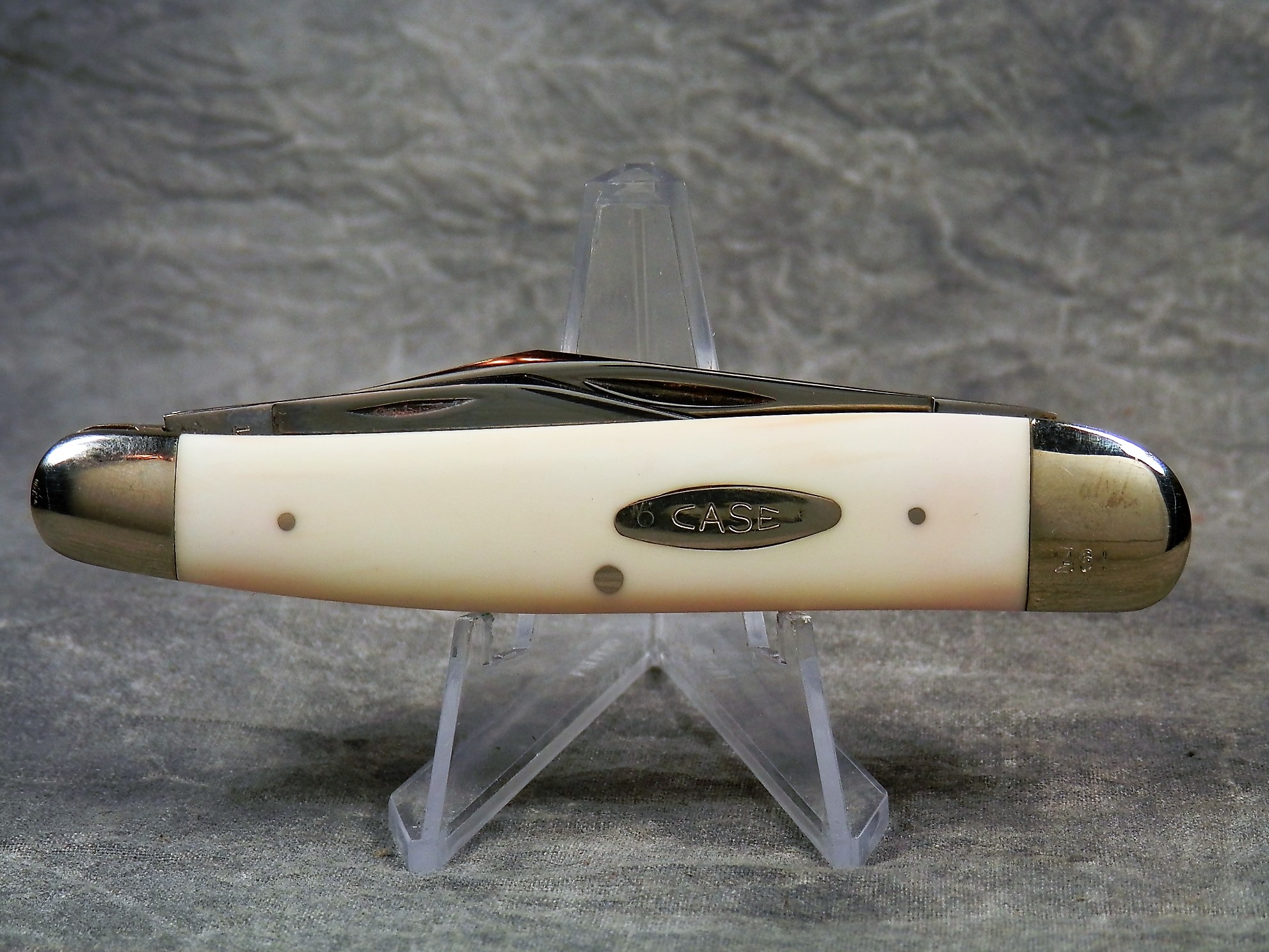 How much is 1976 CASE XX USA 4380 Limited Edition NKCA Club White ...