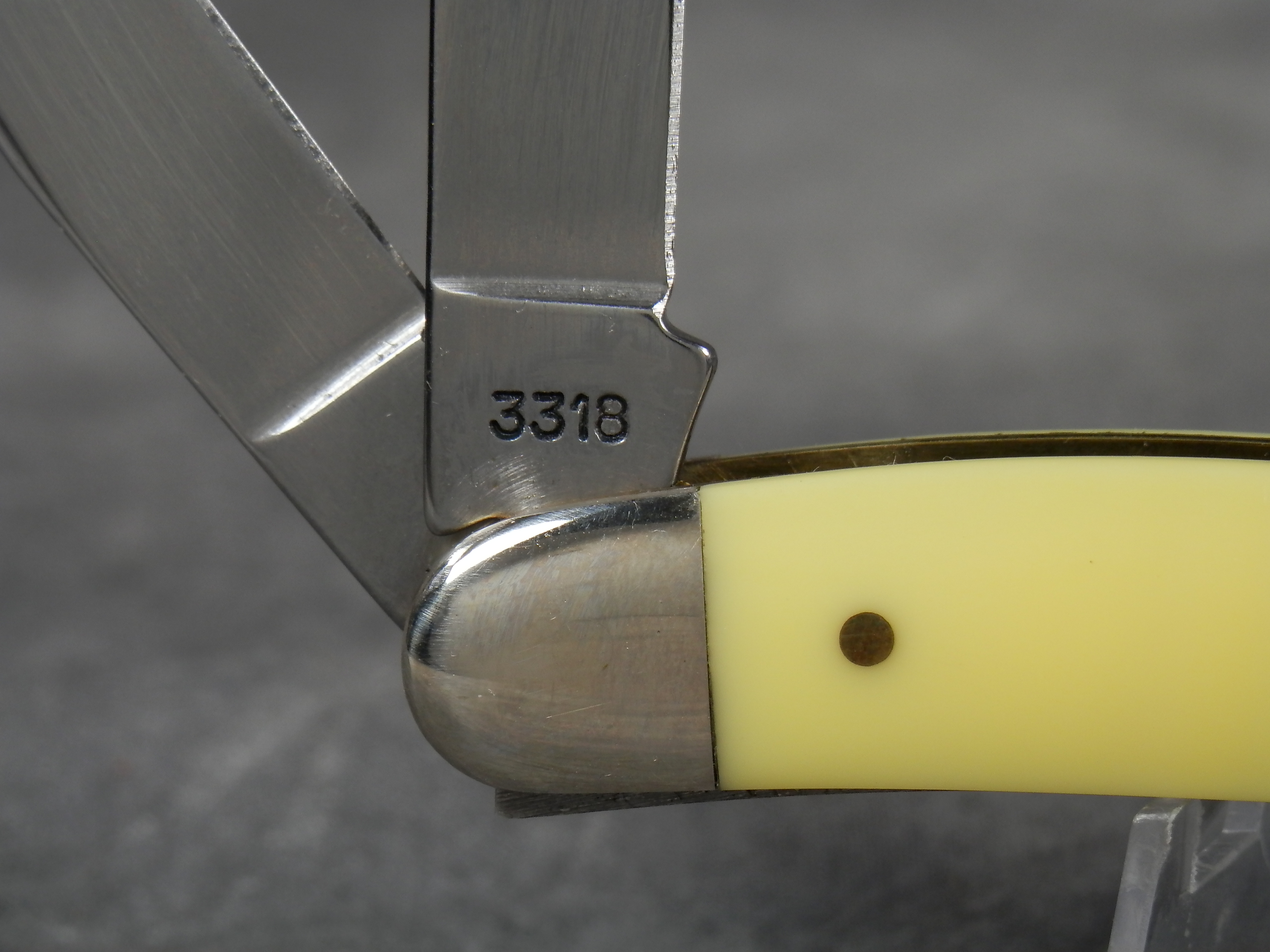 How much is 1998 Case 3318 CV Yellow Stockman worth? | iGuide.net Price ...