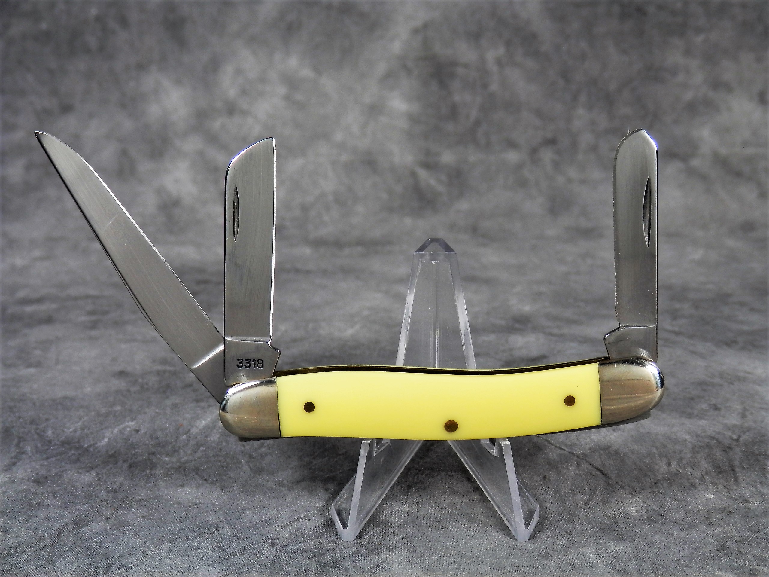 How much is 1998 Case 3318 CV Yellow Stockman worth? | iGuide.net Price ...