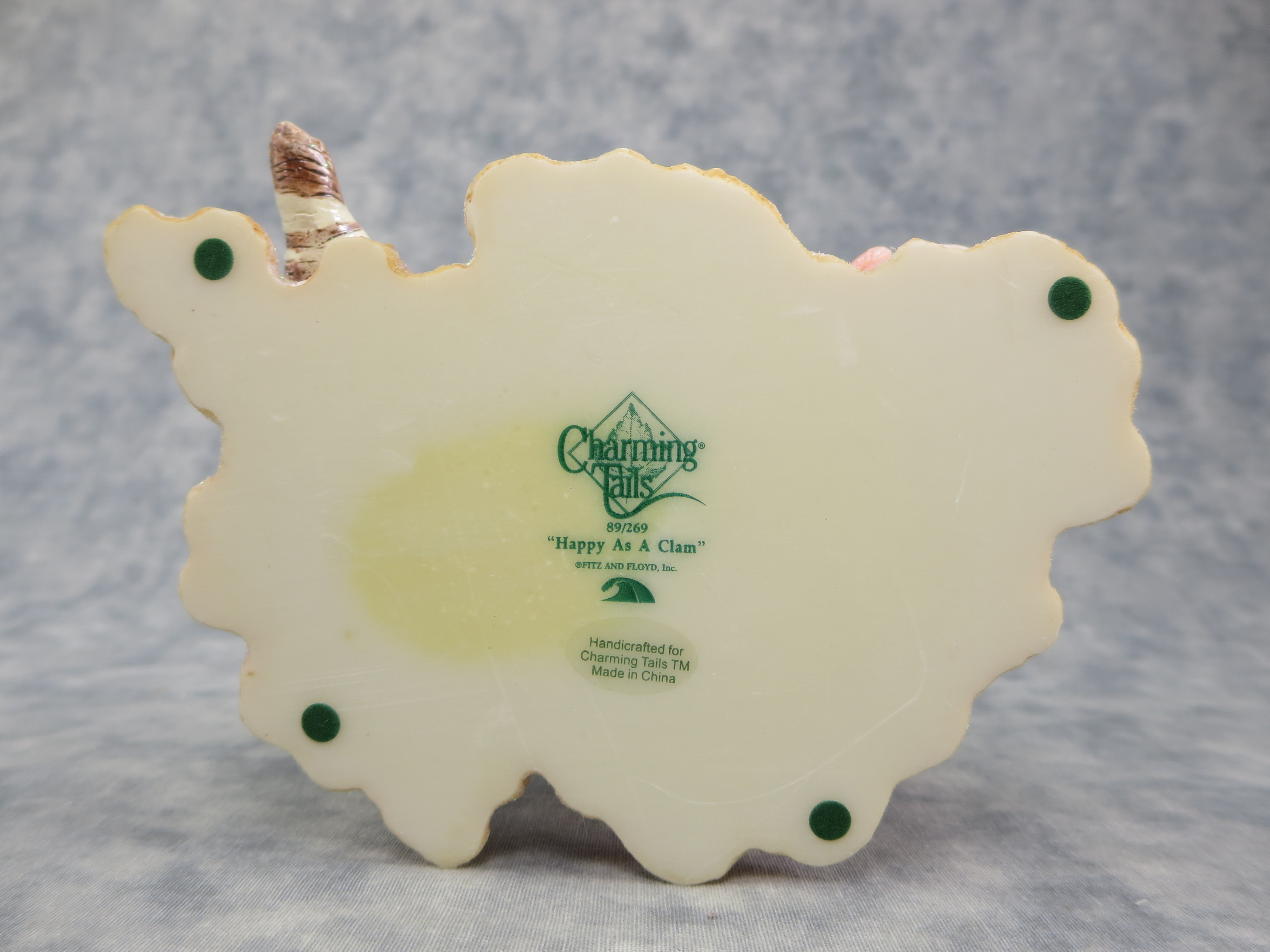 How much is HAPPY AS A CLAM 2-7/8 inch Mouse/Beach Seashell Figurine ...