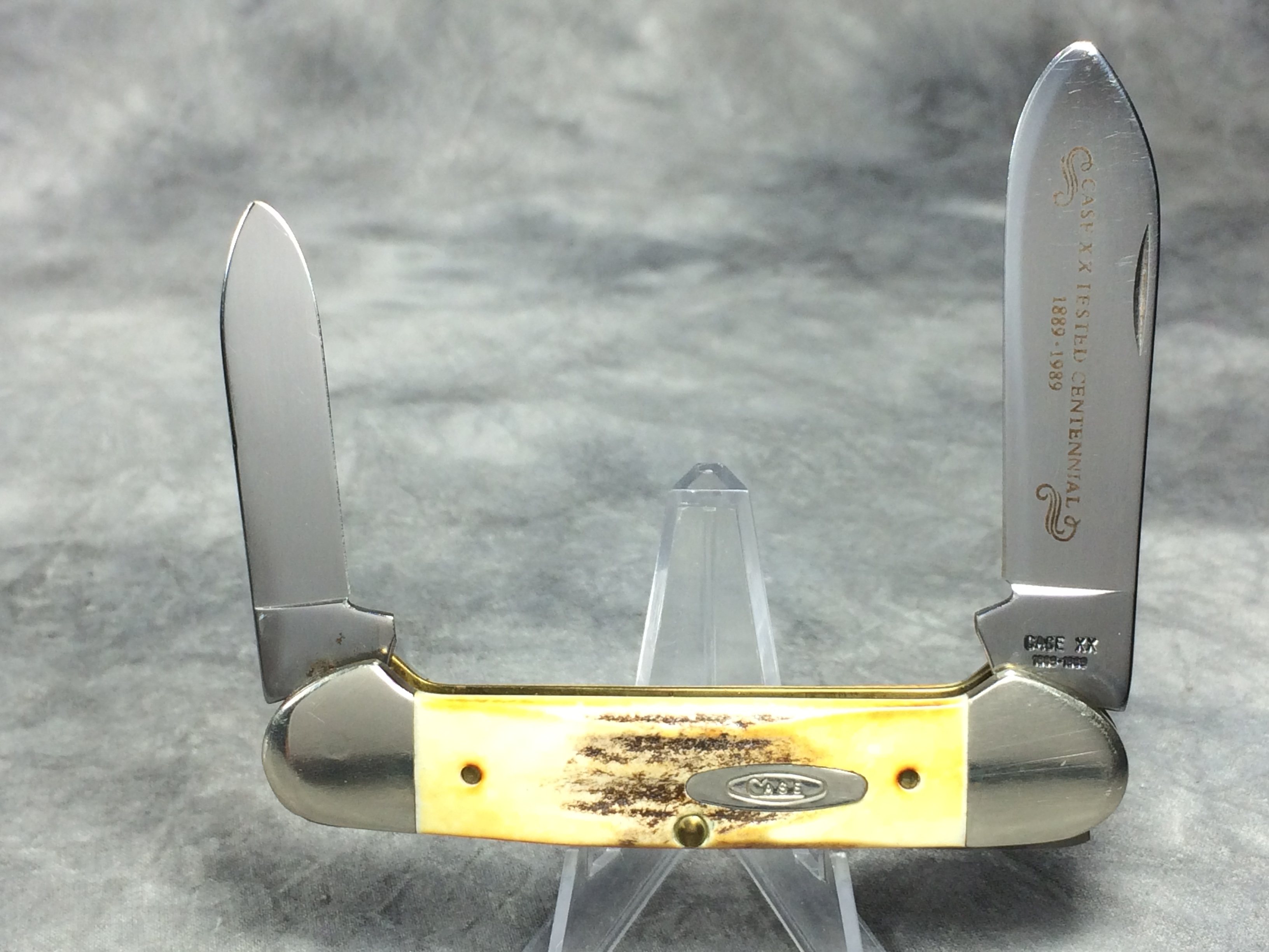 How much is 1989 Case 52131 SS Stag Centennial Canoe worth? | iGuide ...