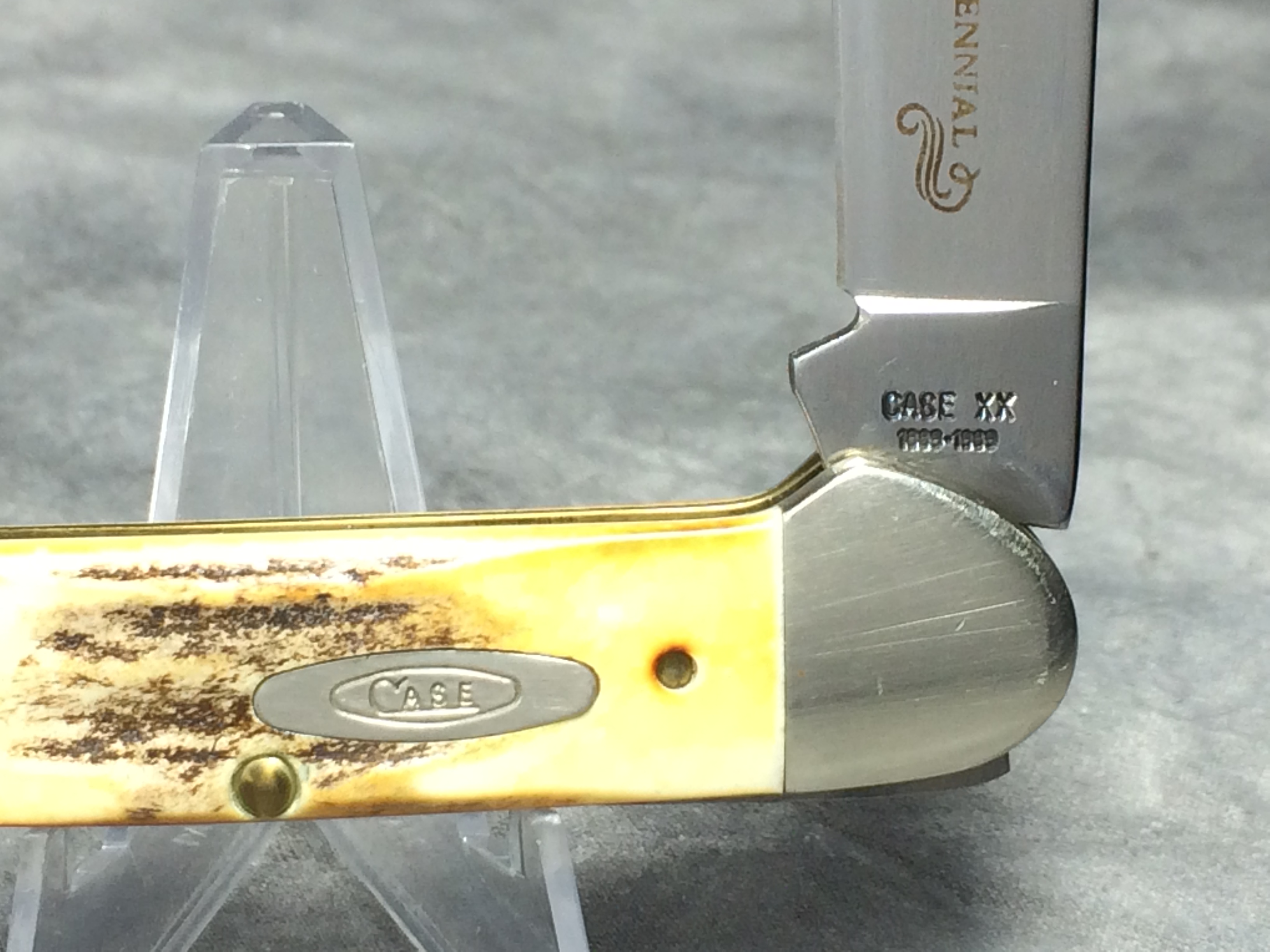 How much is 1989 Case 52131 SS Stag Centennial Canoe worth? | iGuide ...