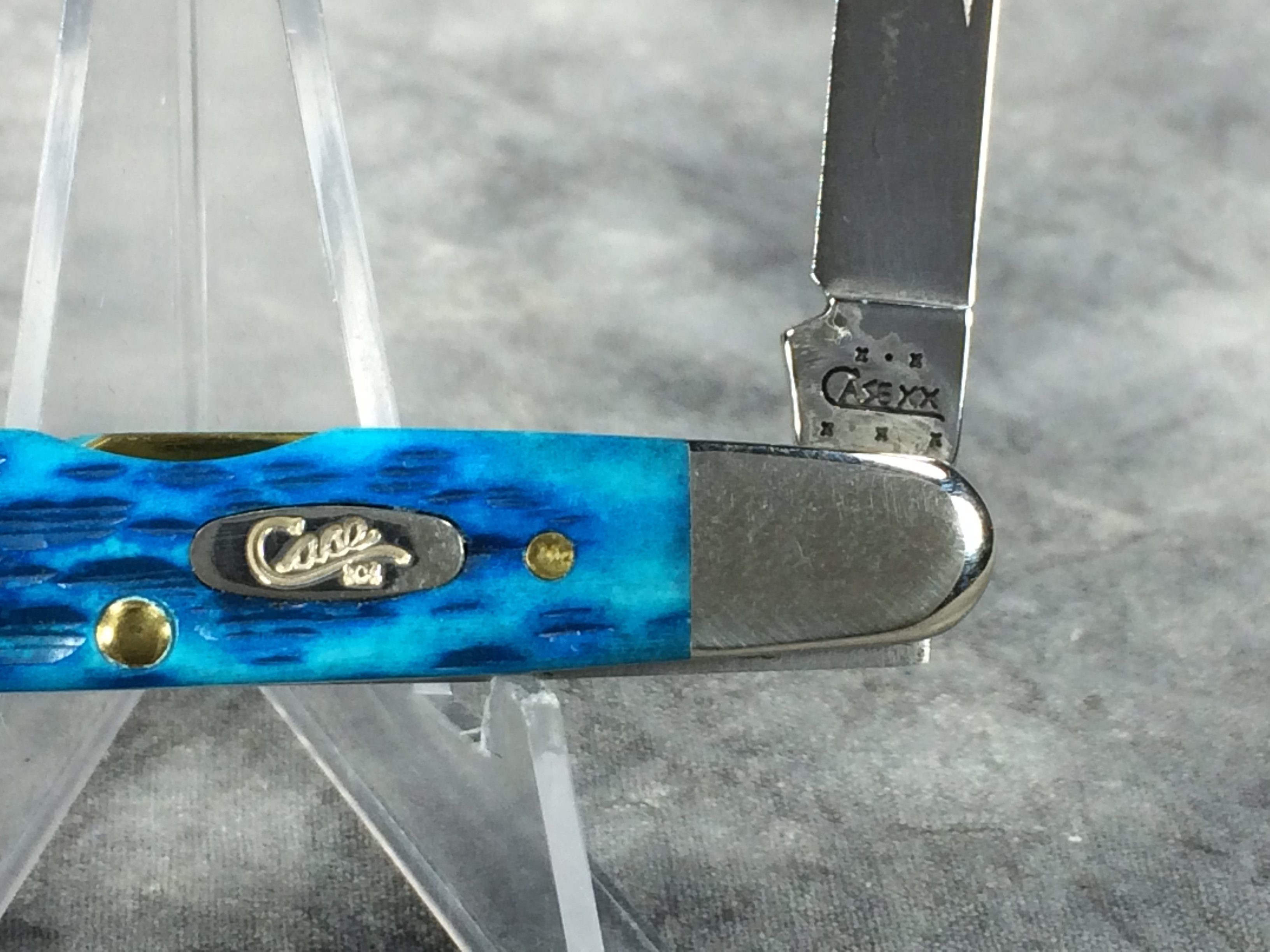 How much is 2004 Case 06263 SS Caribbean Blue Eisenhower Pen Knife ...