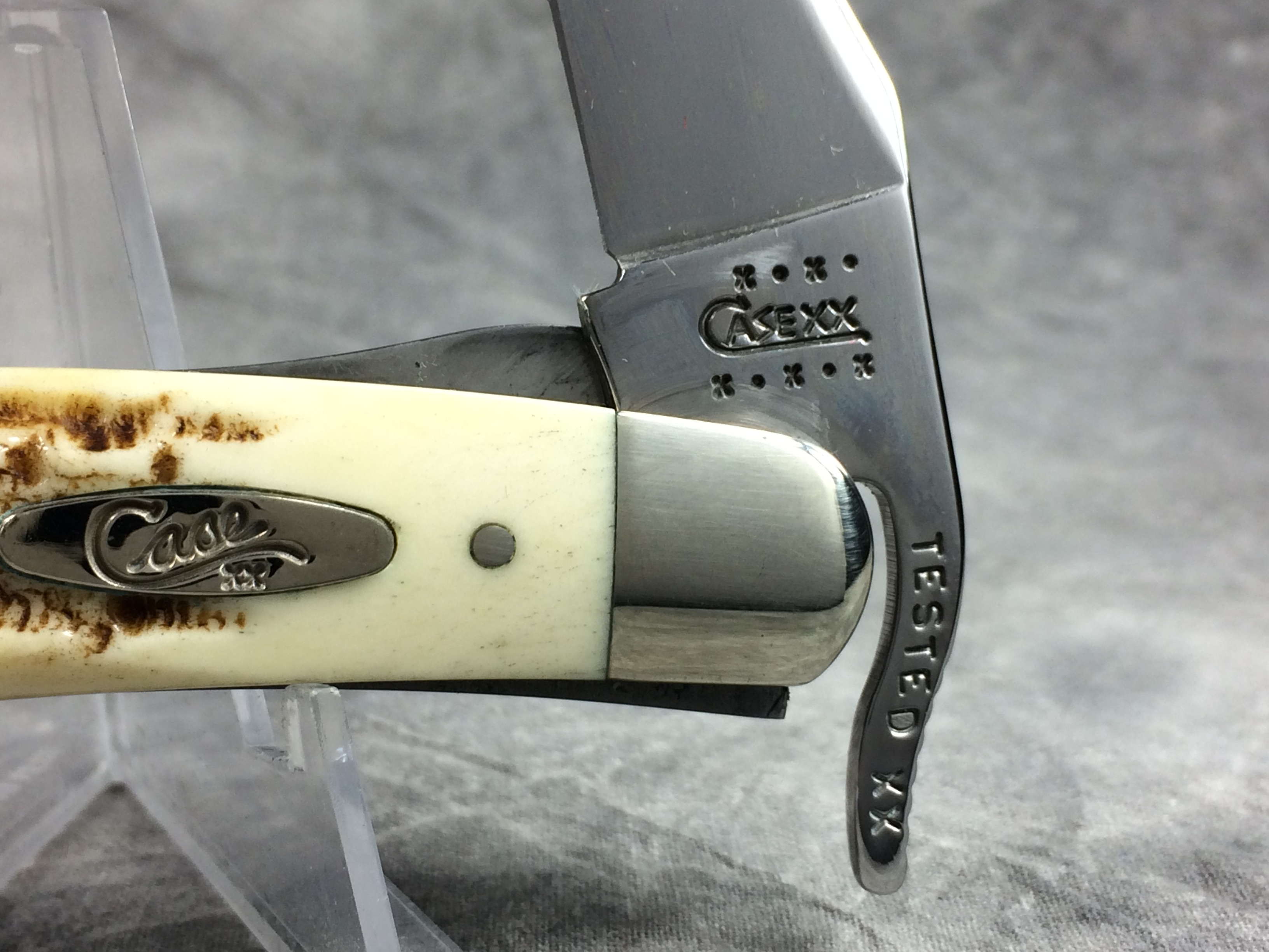 How much is 2001 CASE XX V61953 L SS Bone 01-01-01 RussLock worth ...