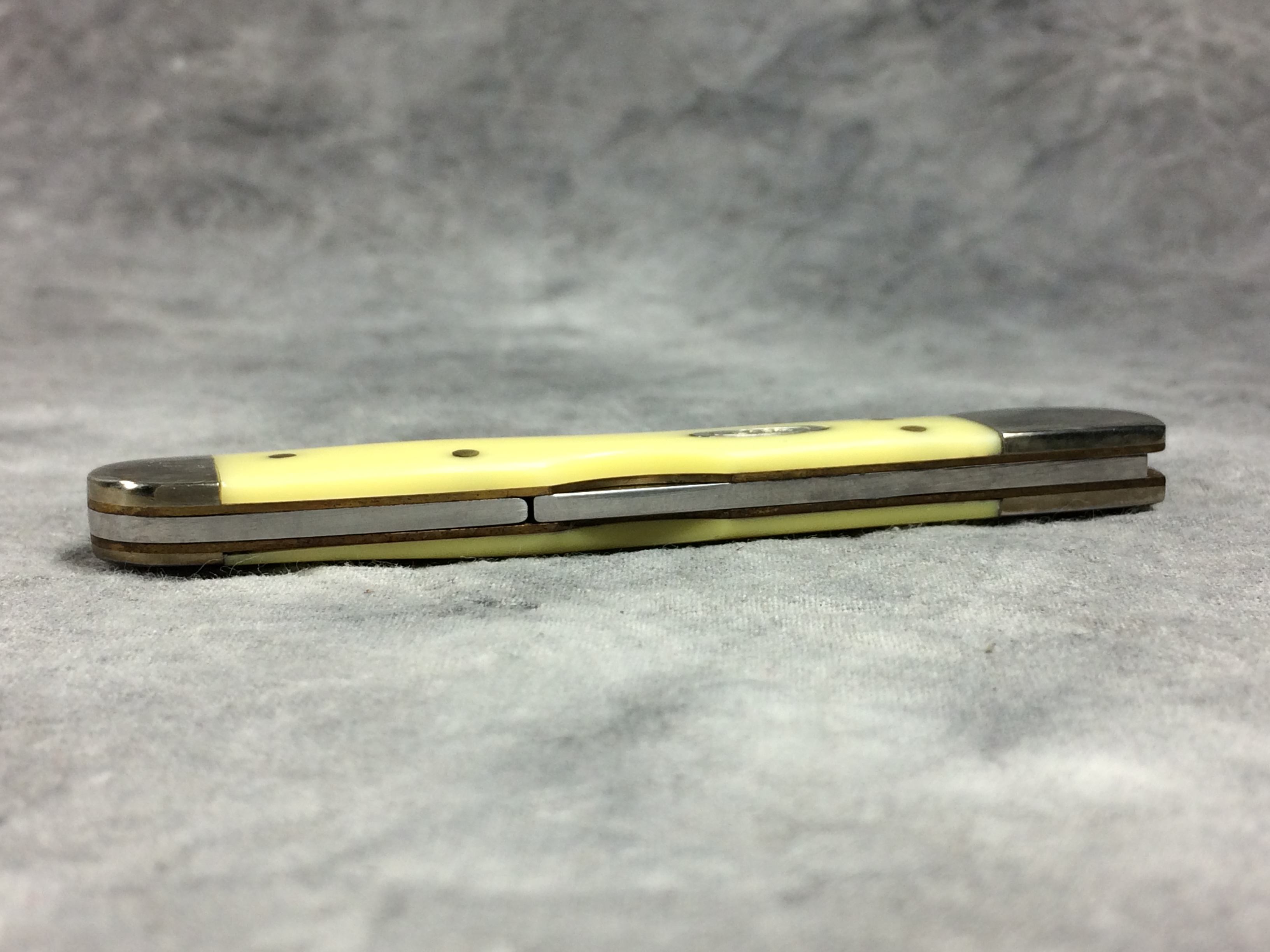 How much is 1998 CASE XX USA 31749L CV Smooth Yellow Mini CopperLock ...