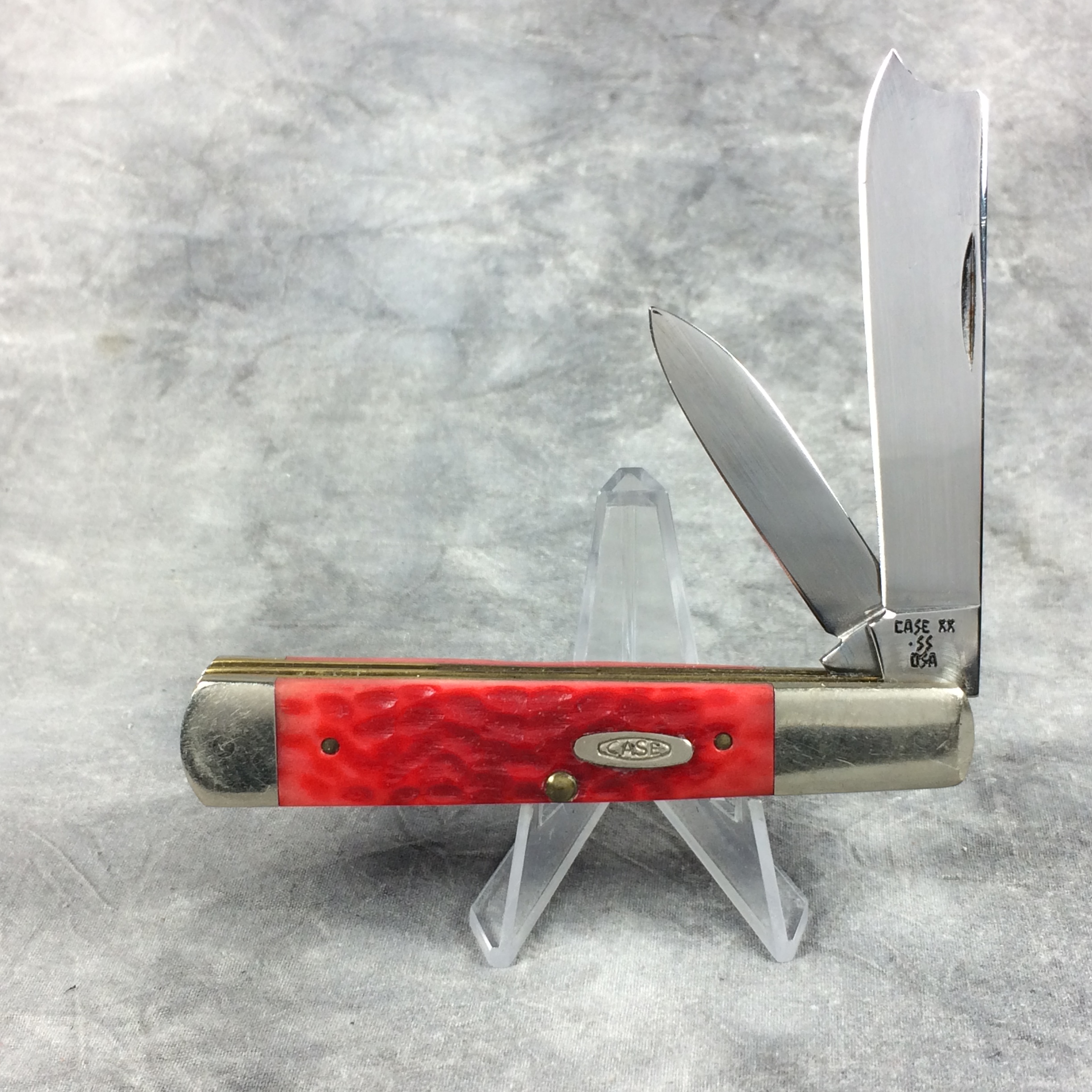 How much is 1989 CASE XX USA R62005 SS Red Jigged Bone One Armed Man ...