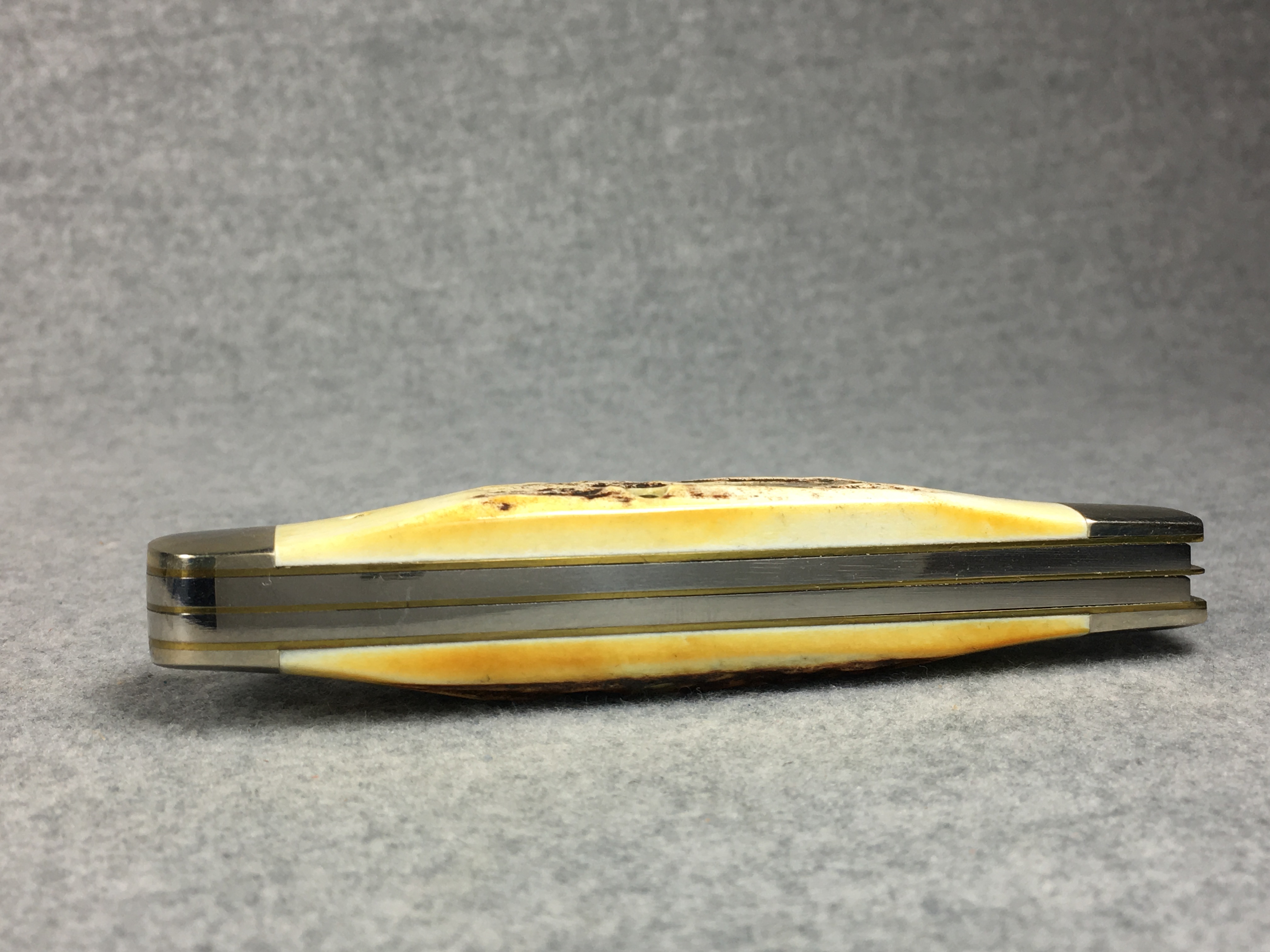 How much is 1981 Case 5254 SSP Stag Davy Crockett American Hero Trapper ...