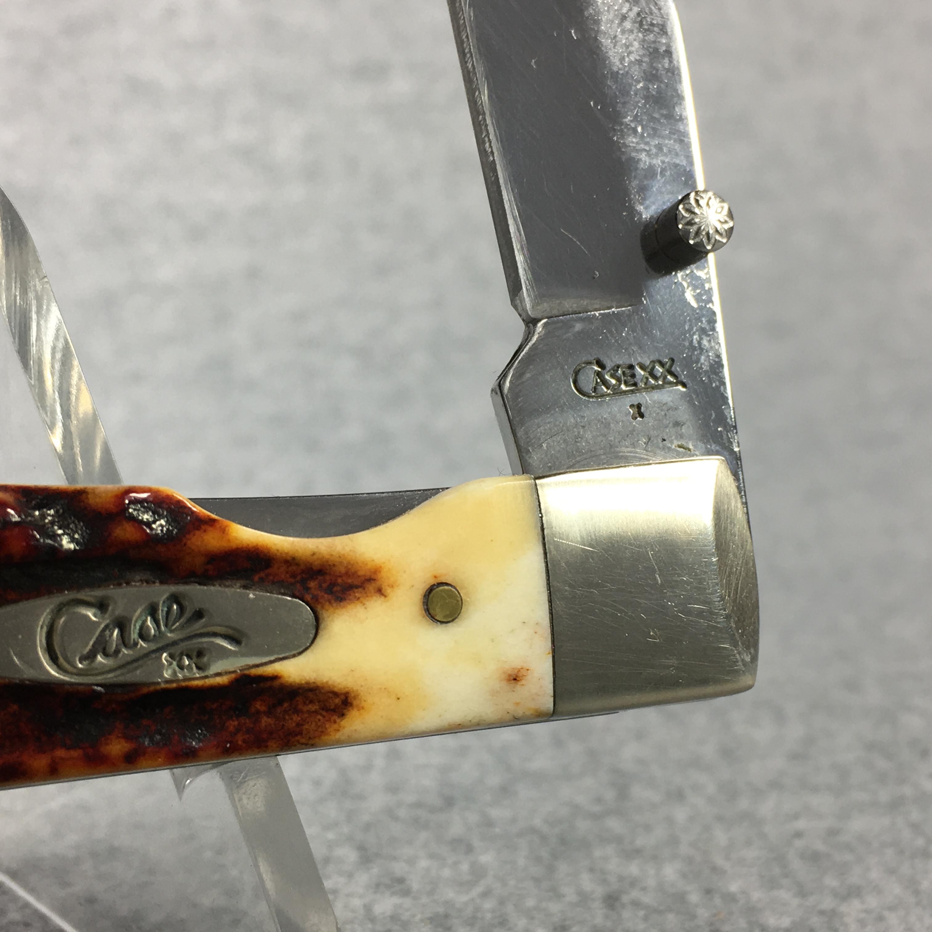 How much is 2009 Case R5154 L SS Red Stag TrapperLock worth? | iGuide ...